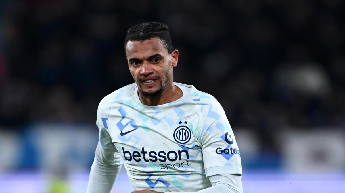 Akanji: "Giocare centrale mi piace, controllo il gioco. Bisseck? È ...