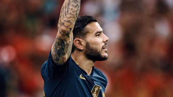 Francia, Theo: "Torneremo più forti. Grazie a tutti per il vostro sostegno"