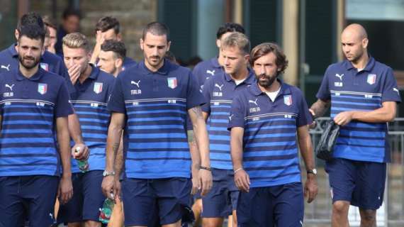 Bonucci saluta Pirlo: Bonucci saluta Pirlo: