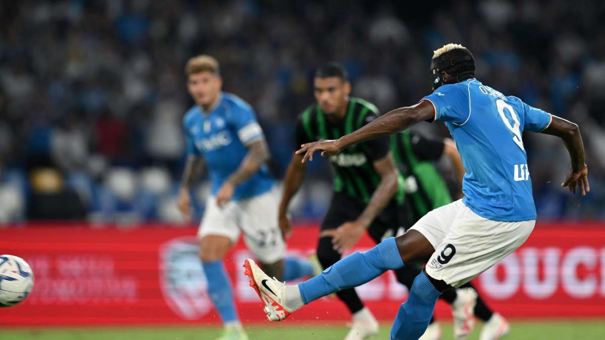 VIDEO - Il Napoli travolge il Sassuolo grazie alle reti di Osimhen e Di Lorenzo