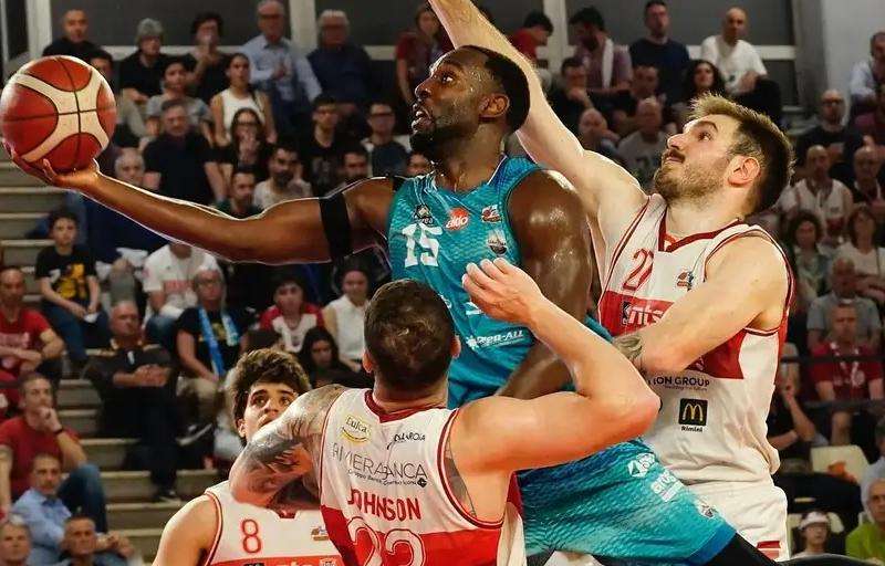 A2 - Batosta Rieti, Dustin Hogue stagione finita: niente semifinali con ...