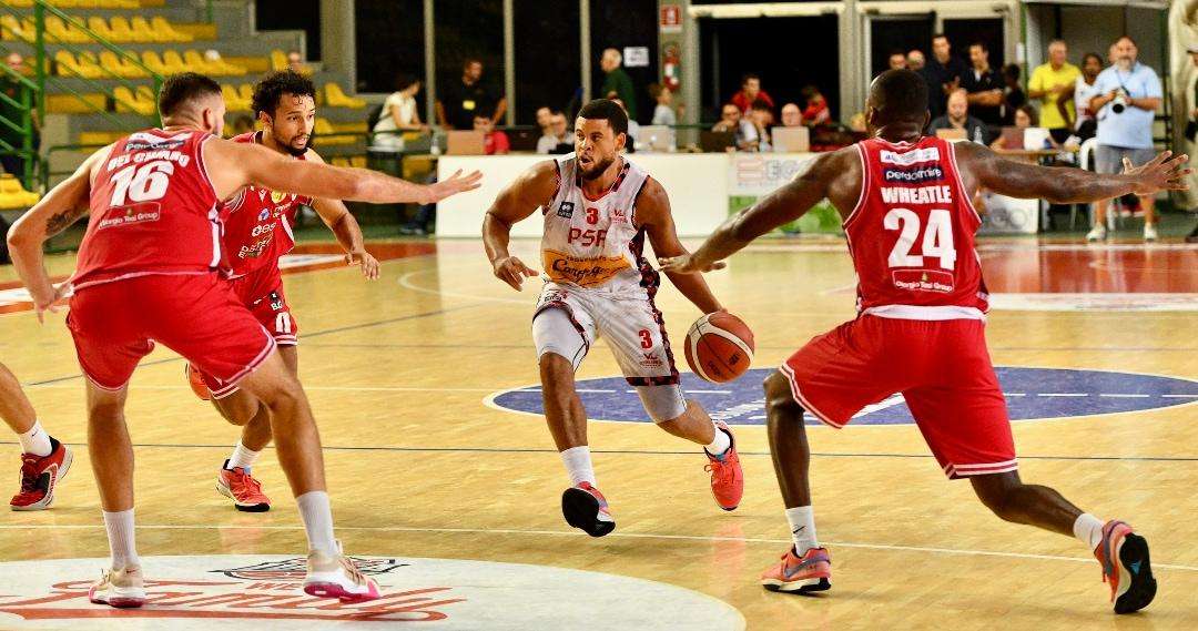 LBA - Pesaro batte Pistoia per il terzo posto al Trofeo Lovari