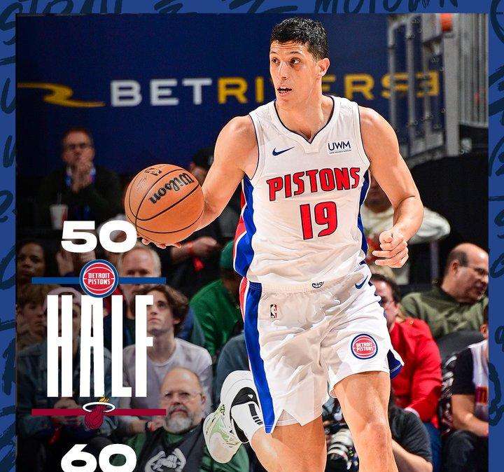 NBA - Fontecchio stoppa Rozier, ma la tripla di Adebayo fa vincere Miami