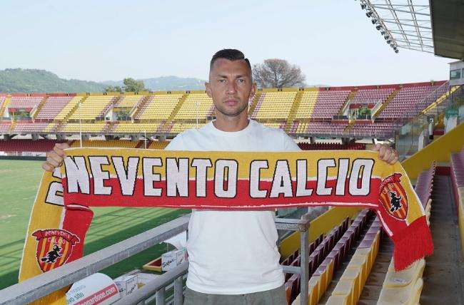 Ora è anche ufficiale: Benedetti è un calciatore del Benevento