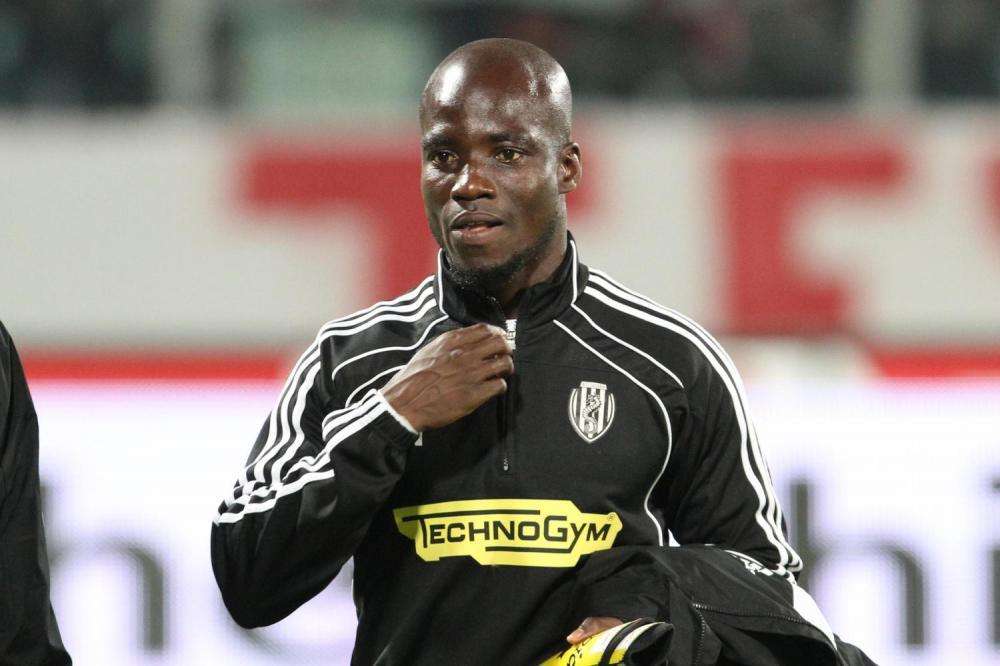 L'ex bianconero Appiah compie 38 anni, gli auguri della Juventus