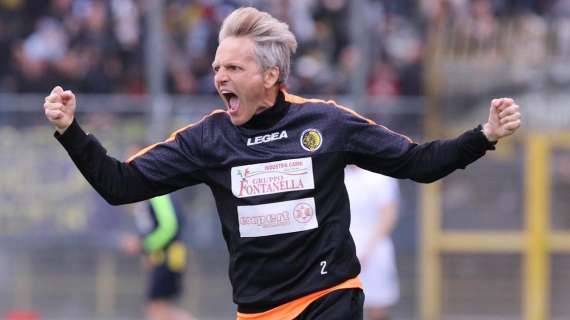 Serie D/H, l'Afragolese esonera l'ex allenatore del Potenza Agovino Serie D/H, l'Afragolese esonera l'ex allenatore del Potenza Agovino