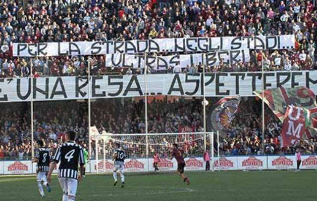 ULTRAS: due striscioni esposti in città per le assoluzioni degli ultras ...