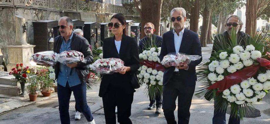 A Salerno cerimonia per ricordare i tifosi scomparsi. Avallone: "Dall ...